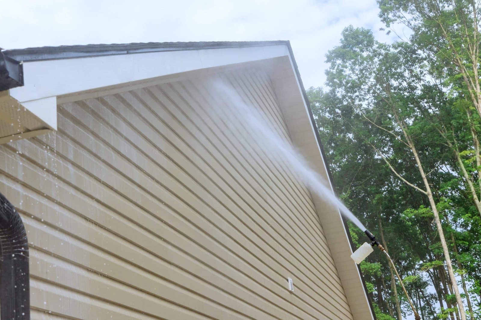 Residential Pressure Washing Medford NY | Practical Exterior